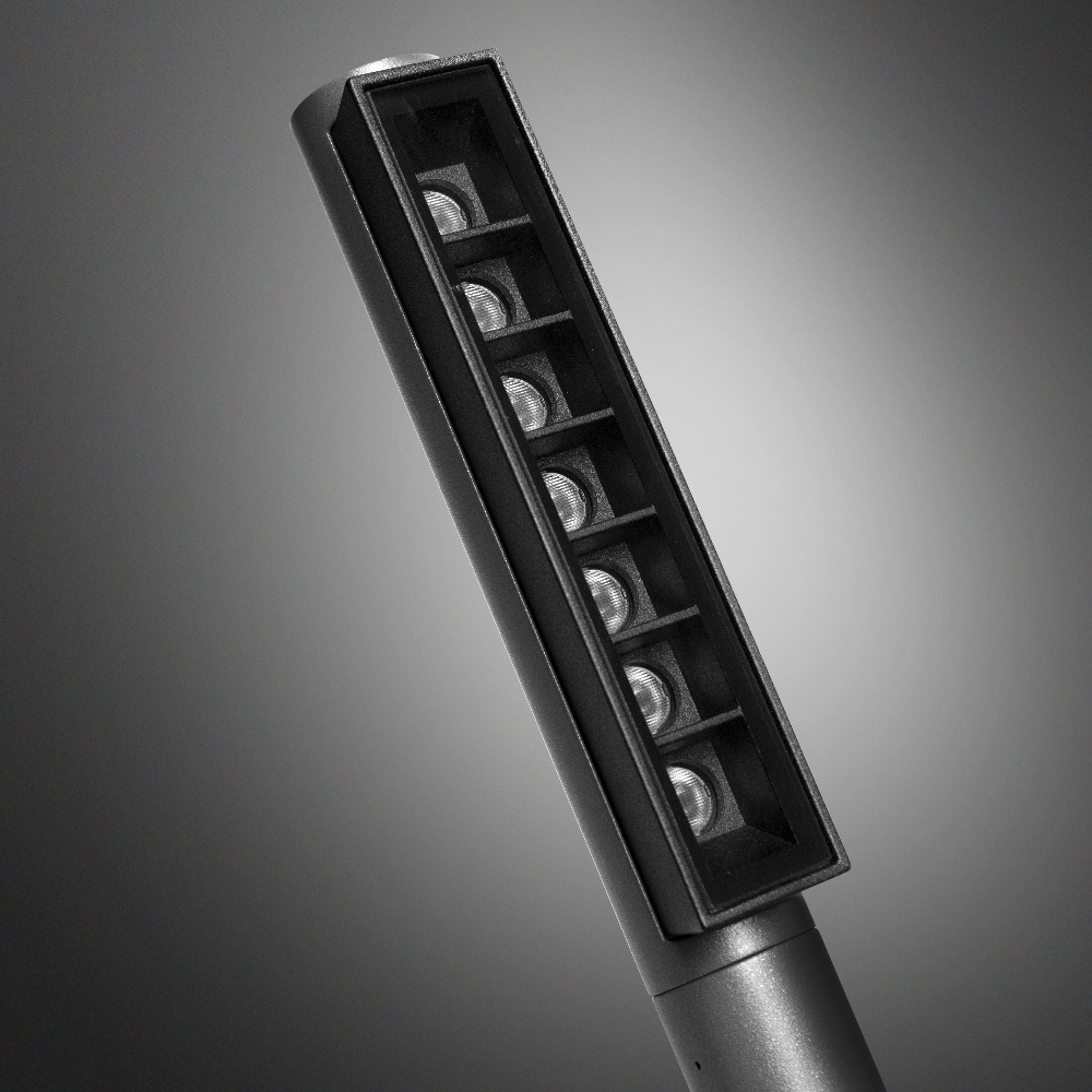 Pivot, the multi-adjustable spotlight